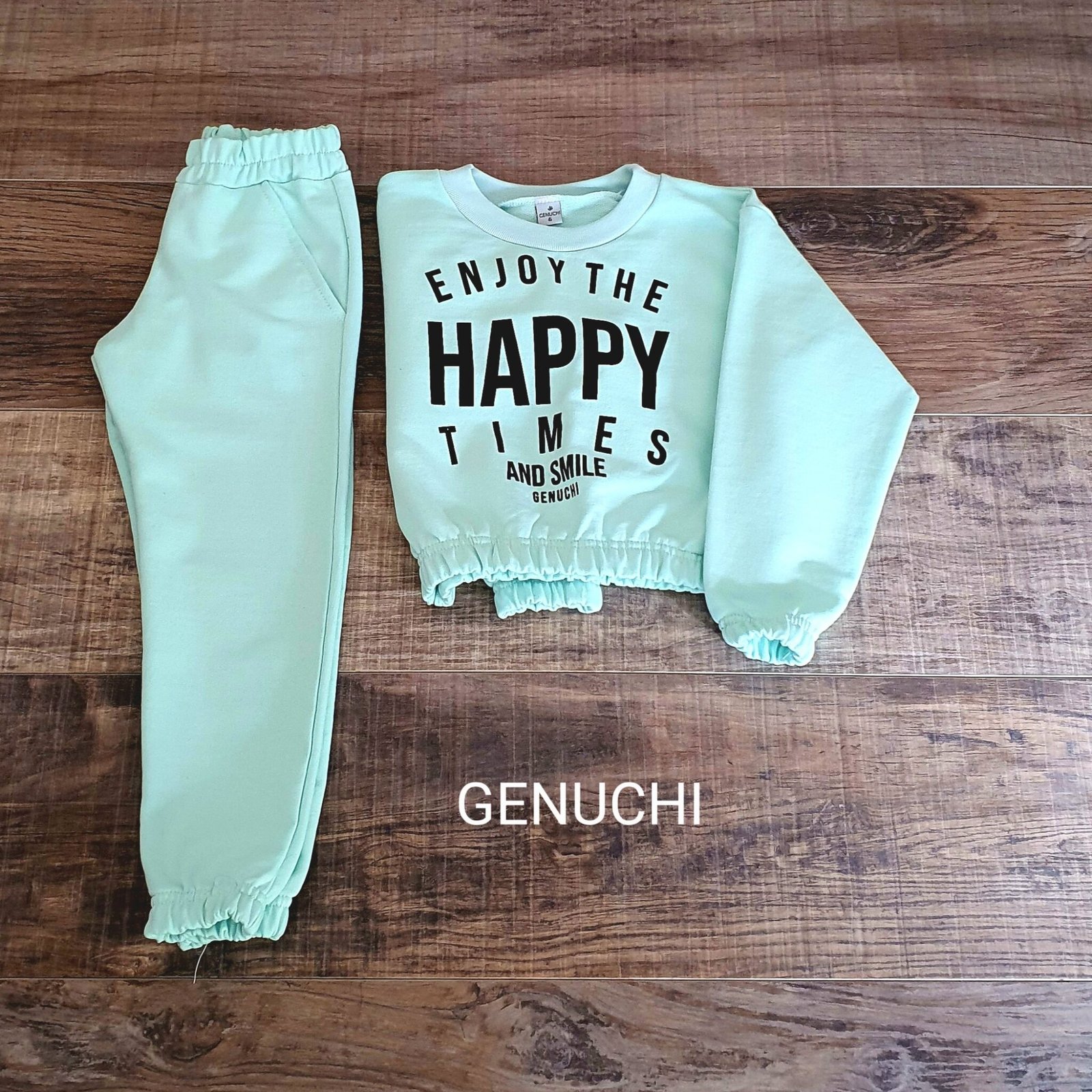Conjunto Rústico Nena Happy Genuchi